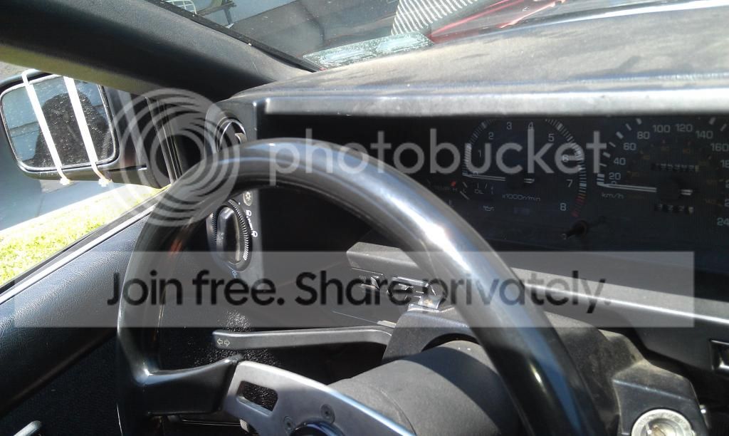 Toms 360m steering wheel, horn button, nardi long hub